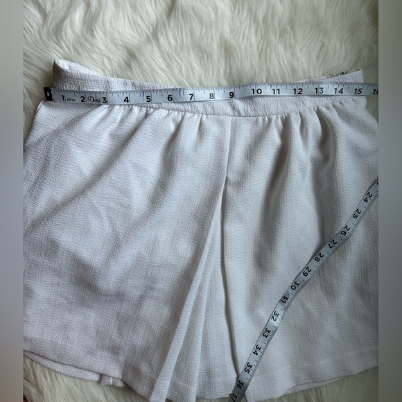 Worthington | Shorts | New Worthington Classy White Skirt Like Shorts ...